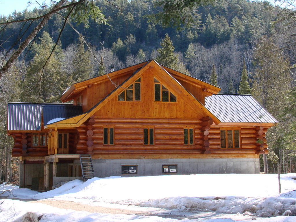Log Home Exteriors – Flynn Log Homes
